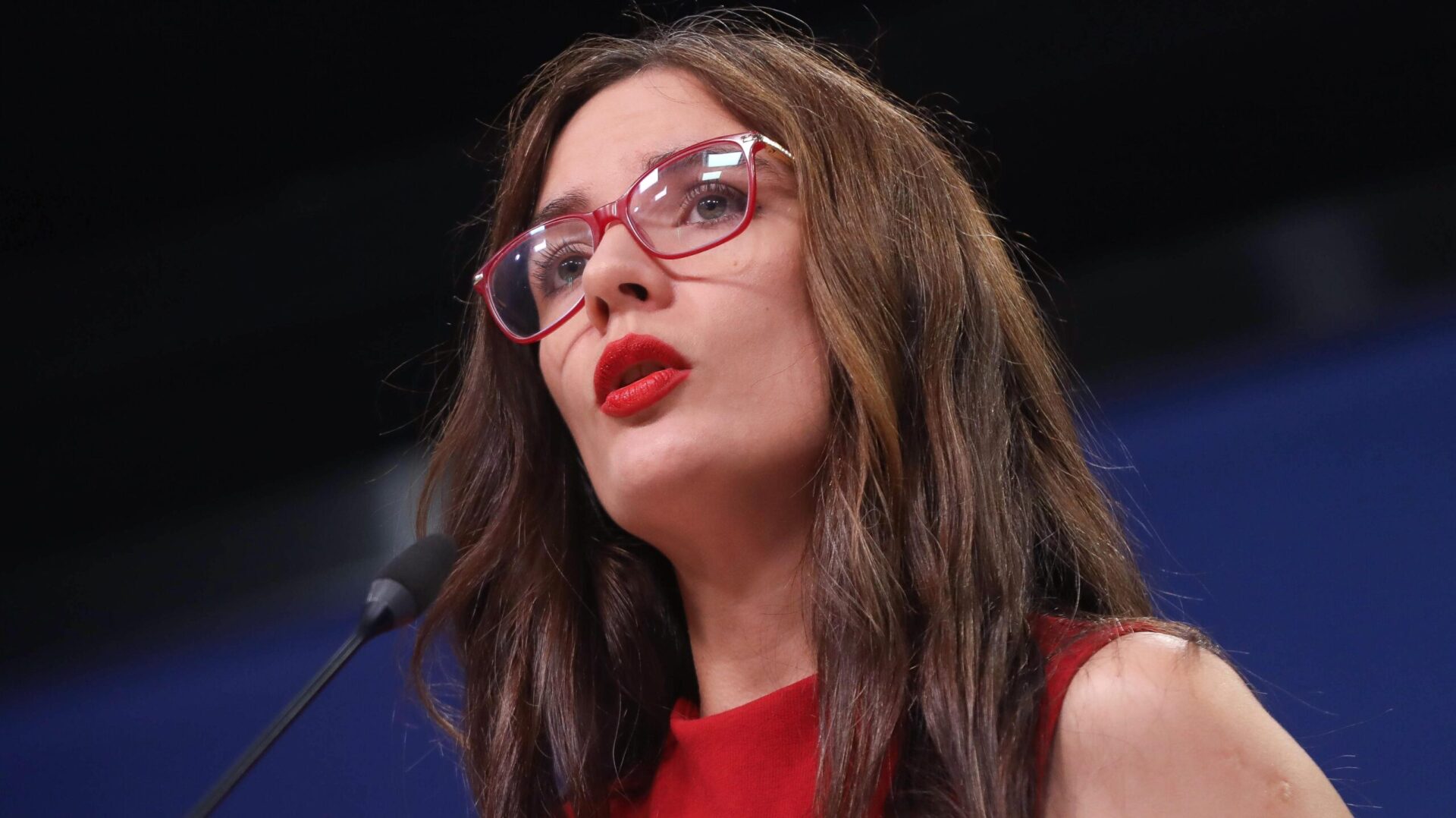 Sociedad familiar vinculada a Camila Vallejo recibió $1.209 millones ...